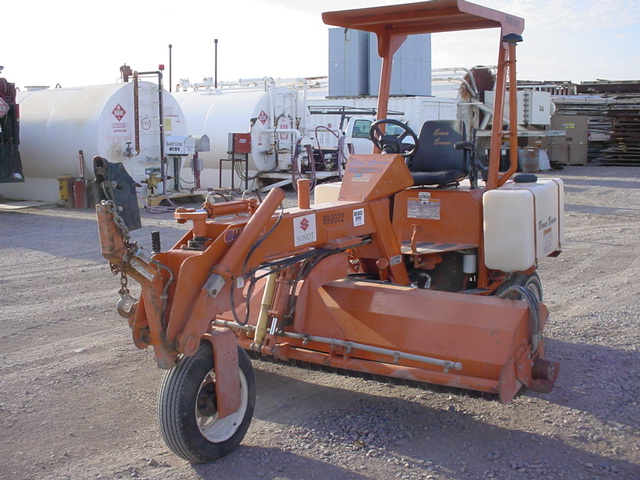 Broce BB250C Brooms Sweeper Specs and Dimensions - VeriTread