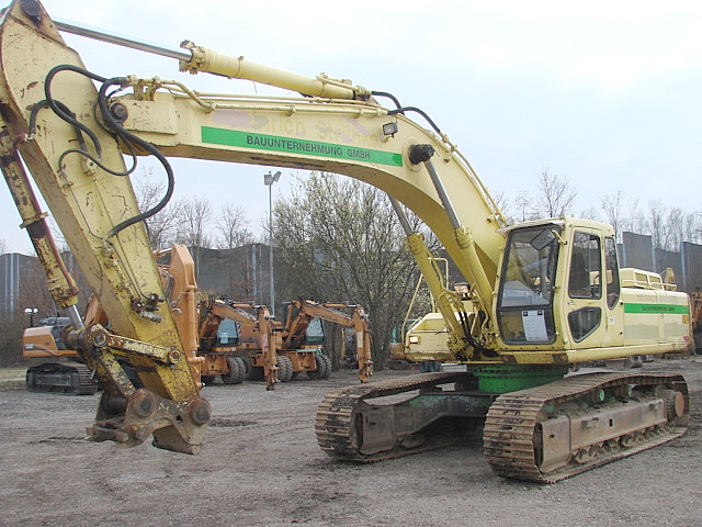 Case 9033 Excavator Specs and Dimensions - VeriTread