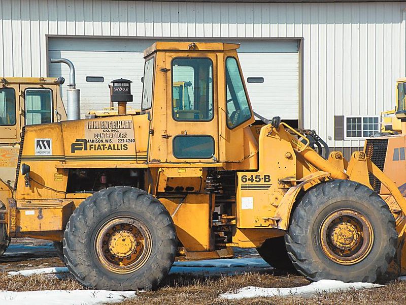 Allis-Chalmers 645 Wheel Loader Specs and Dimensions - VeriTread