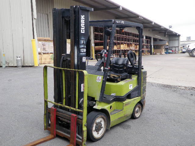 Clark cgc25 Forklifts Cushion Tire Specs and Dimensions - VeriTread