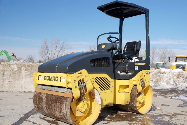Bomag BW120AD4 Compactor Specs and Dimensions - VeriTread