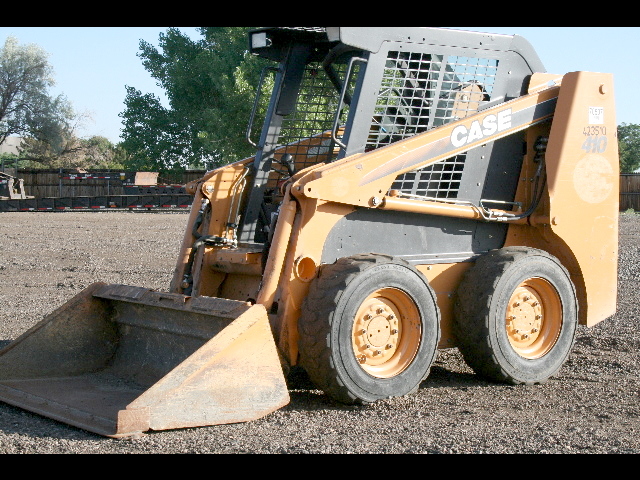 Case 410 Skid Steer Loader Specs and Dimensions - VeriTread