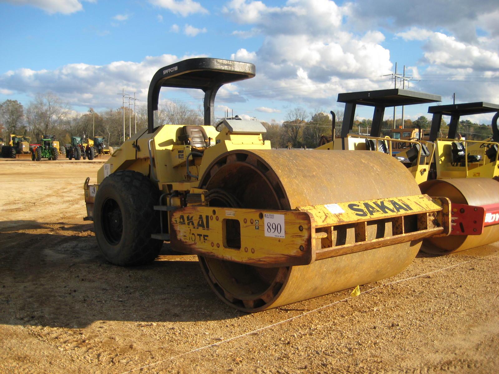 Sakai SV510TFIII Compactor Specs and Dimensions - VeriTread