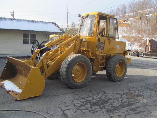 Caterpillar IT12B Wheel Loader Specs and Dimensions - VeriTread