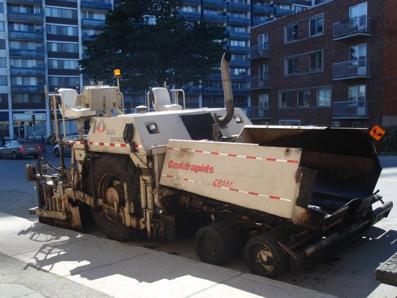 Cedarapids CR551 Paver Specs and Dimensions - VeriTread