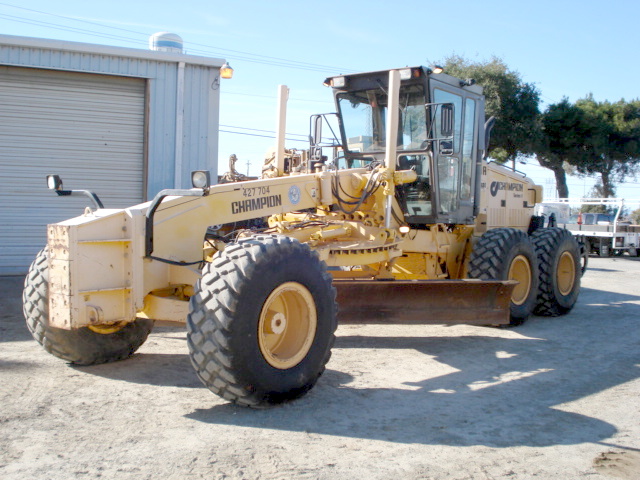 Champion 780A Motor Grader Specs and Dimensions - VeriTread