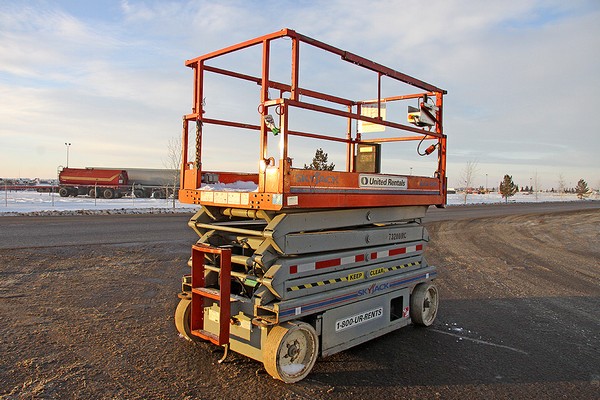 Skyjack SJ1114626 Aerial Work Platform Specs and Dimensions - VeriTread