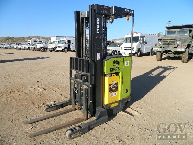 Clark NPR20 Forklifts - Pneumatic Tire transport quote to Carrollton ...