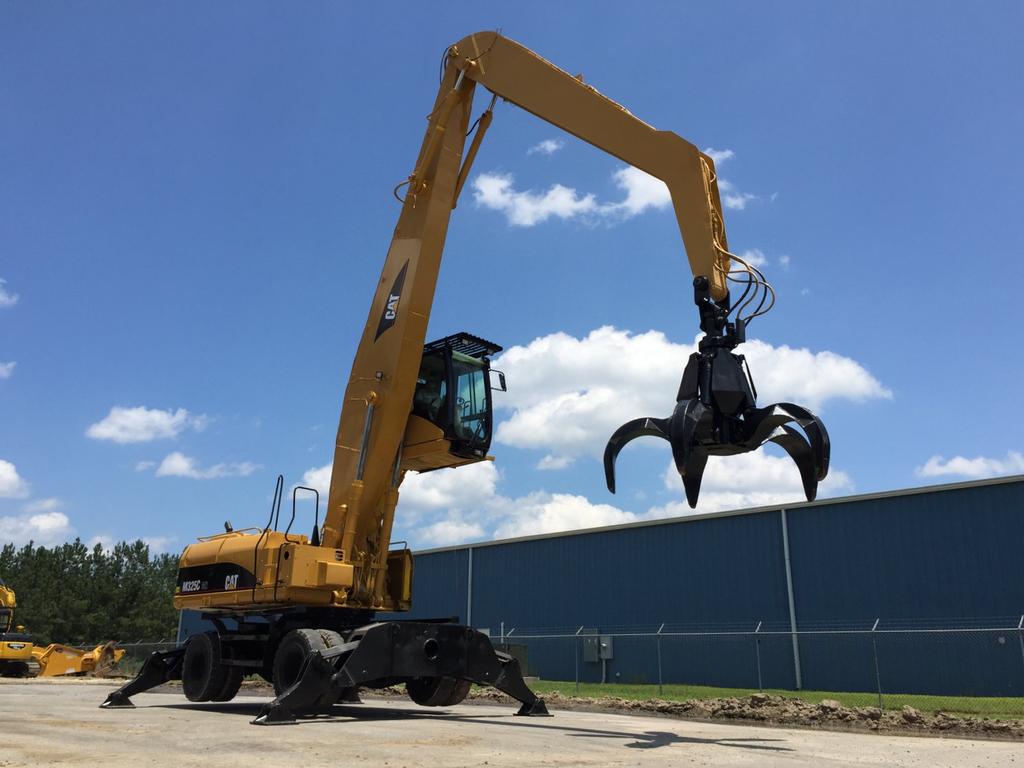 Caterpillar M325CMH Material Handler Specs and Dimensions - VeriTread