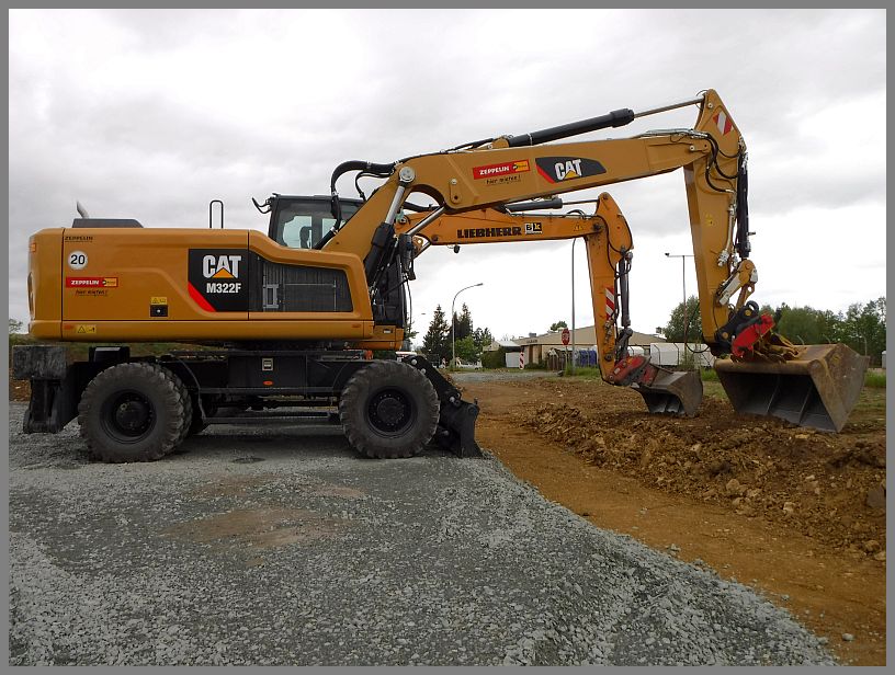 Caterpillar M322F Excavators transport quote to Fort Ann, NY. VeriTread ...