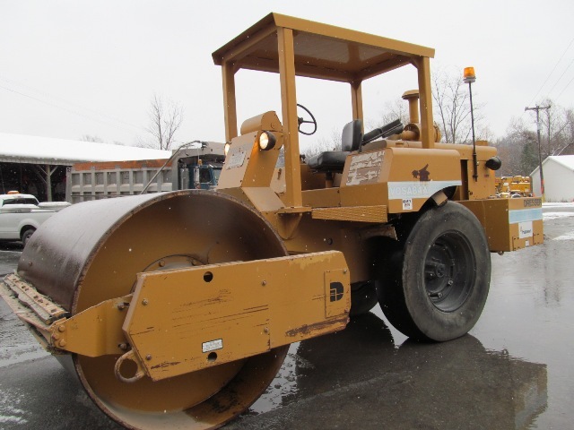 Dresser VOSA84A Compactor Specs: Dimensions & Weight | VeriTread