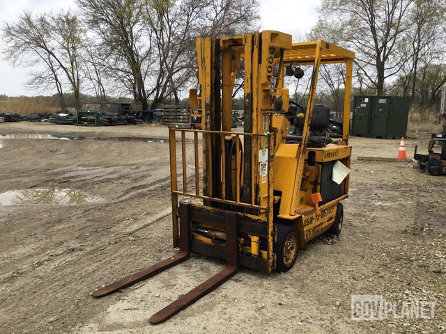 Clark ESC20 Forklifts Electric Specs and Dimensions - VeriTread