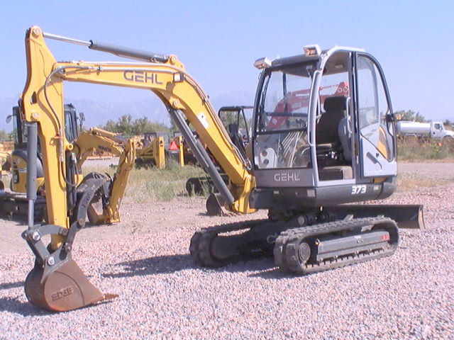 Gehl 373 Mini Excavator Specs: Dimensions & Weight | VeriTread