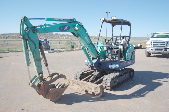 IHI 35N Mini Excavator Specs and Dimensions - VeriTread