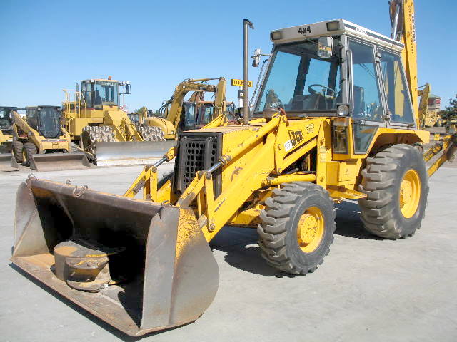 JCB 1550B Landscape Loaders transport quote to Edmond, OK. VeriTread ...
