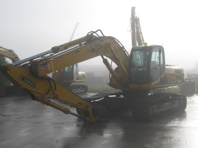 JCB JS240LC Excavator Specs and Dimensions - VeriTread