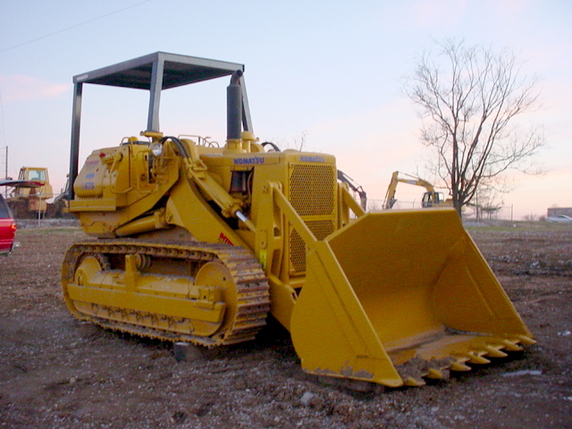 Komatsu D57S1 Crawler Loader Specs and Dimensions - VeriTread