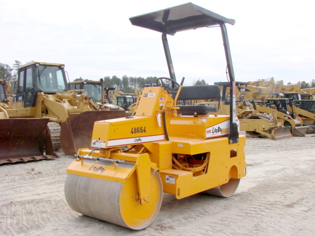 LeeBoy 400 Compactor Specs and Dimensions - VeriTread