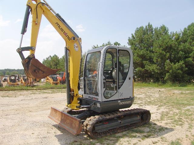 Mustang ME5003ZT Mini Excavator Specs: Dimensions & Weight | VeriTread