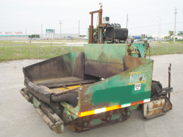 Neal DM5500 Paver Specs and Dimensions - VeriTread