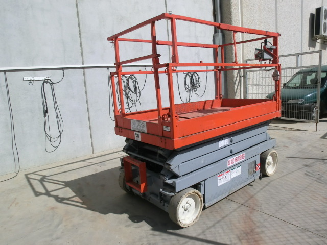 Skyjack SJIII4620 Aerial Work Platform Specs and Dimensions - VeriTread