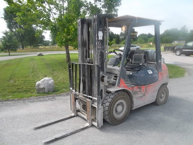 Toyota 7FGU25 Forklifts Cushion Tire Specs: Dimensions & Weight | VeriTread