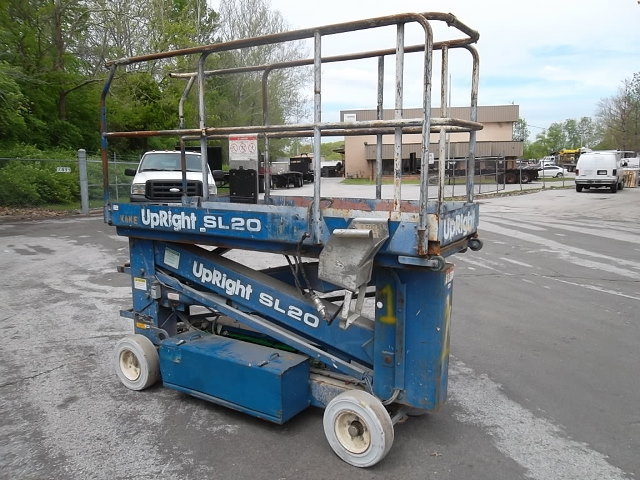 UpRight SL20 Aerial Work Platform Specs and Dimensions - VeriTread