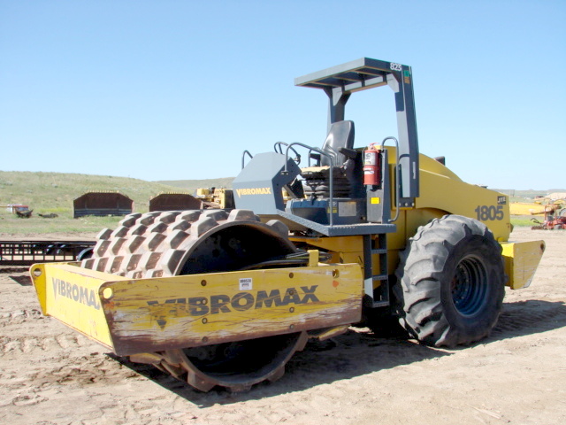 Vibromax 1805PD Compactor Specs and Dimensions - VeriTread