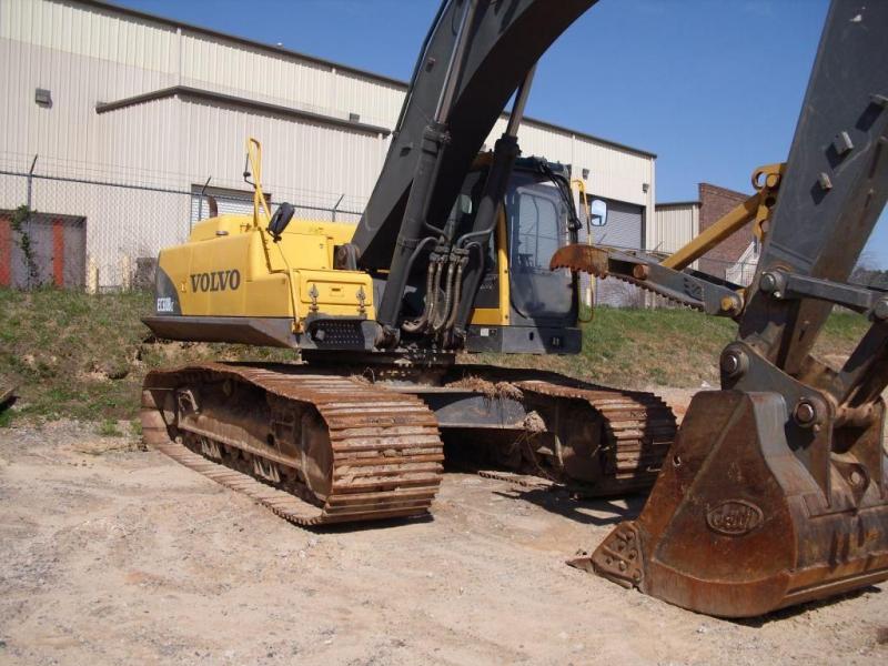 Volvo EC330BL Excavator Specs: Dimensions & Weight | VeriTread