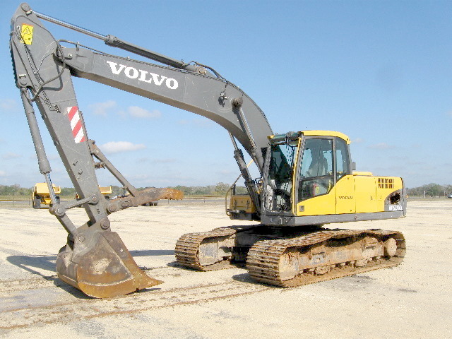 Volvo EC210C Excavator Specs: Dimensions & Weight | VeriTread