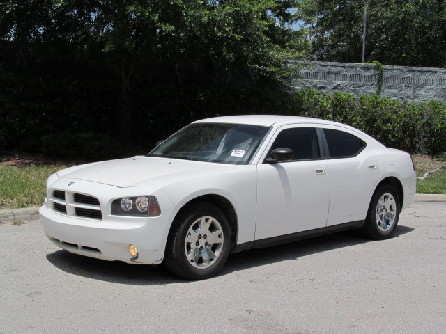 Dodge Charger Automobiles transport quote to Fallon, NV. VeriTread Load ...