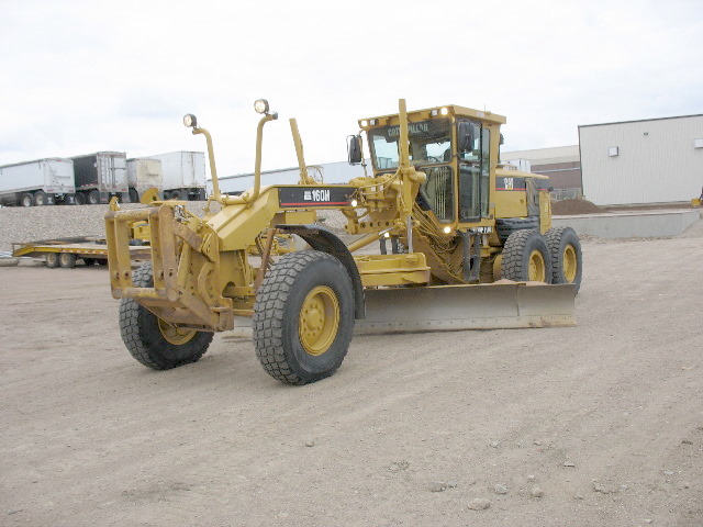 Caterpillar 160HVHP Motor Grader Specs and Dimensions - VeriTread