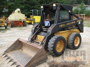 New Holland LX565 Skid Steer Loader Specs and Dimensions - VeriTread