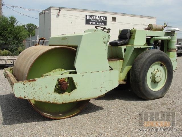 Raygo RUSTLER Compactor Specs and Dimensions - VeriTread