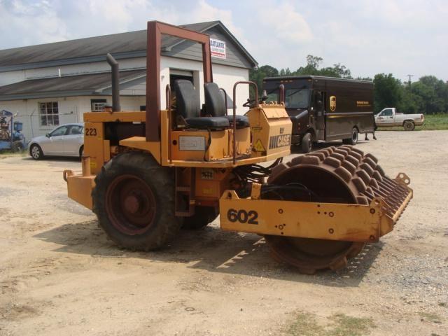 Case W602PD Compactor Specs and Dimensions - VeriTread