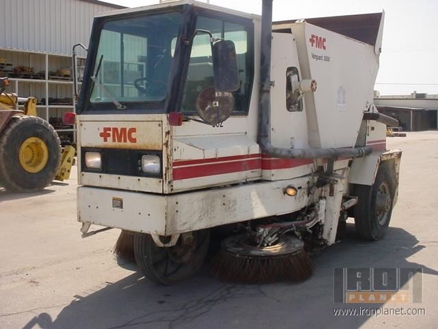 FMC VANGUARD3000 Brooms Sweeper Specs and Dimensions - VeriTread