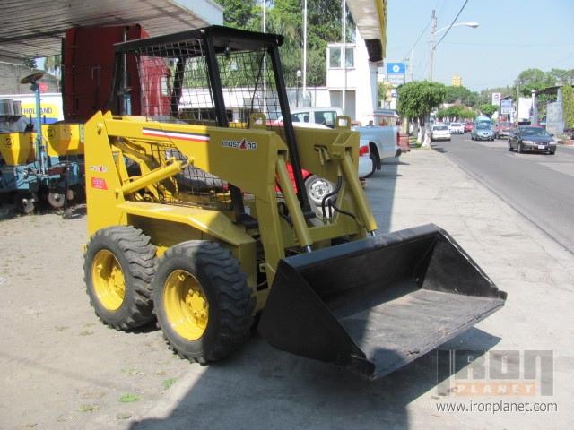 Mustang 441 Skid Steer Loader Specs: Dimensions & Weight | VeriTread