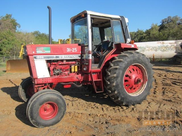 International 1586 Farm Tractor Specs and Dimensions - VeriTread