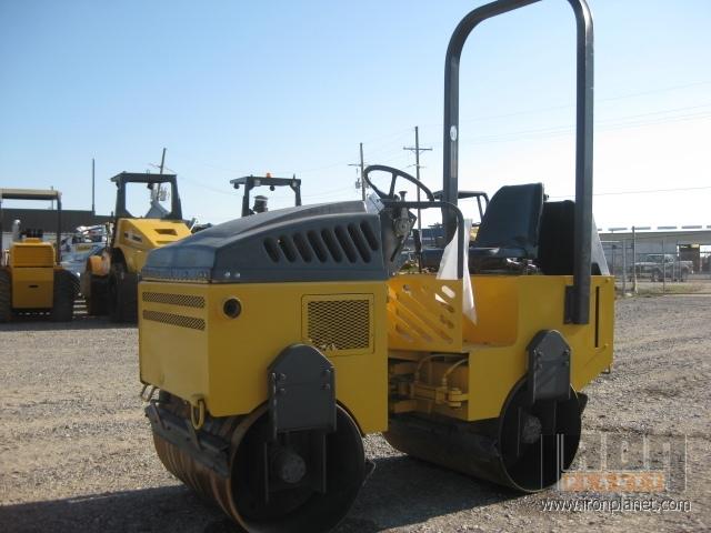 Stone WP3100R Compactor Specs and Dimensions - VeriTread