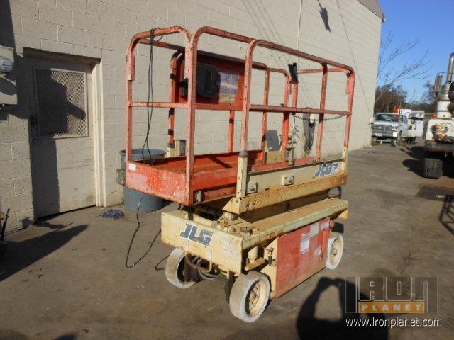 JLG 1532E Aerial Work Platform Specs: Dimensions & Weight | VeriTread