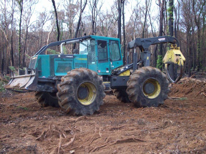 Timberjack 380b Forwarder Specs and Dimensions - VeriTread