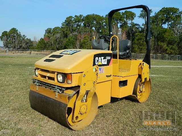 Caterpillar CB34 Compactor Specs and Dimensions - VeriTread