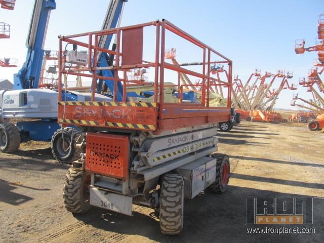 Skyjack SJ7027 Aerial Work Platform Specs and Dimensions - VeriTread