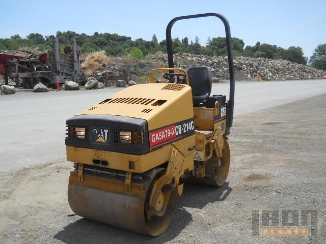 Caterpillar CB214C Compactor Specs and Dimensions - VeriTread