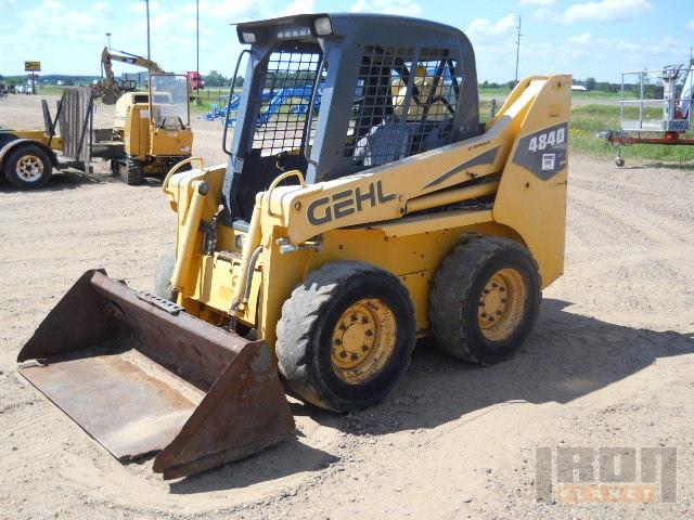 Gehl SL4840 Skid Steer Loader Specs: Dimensions & Weight | VeriTread