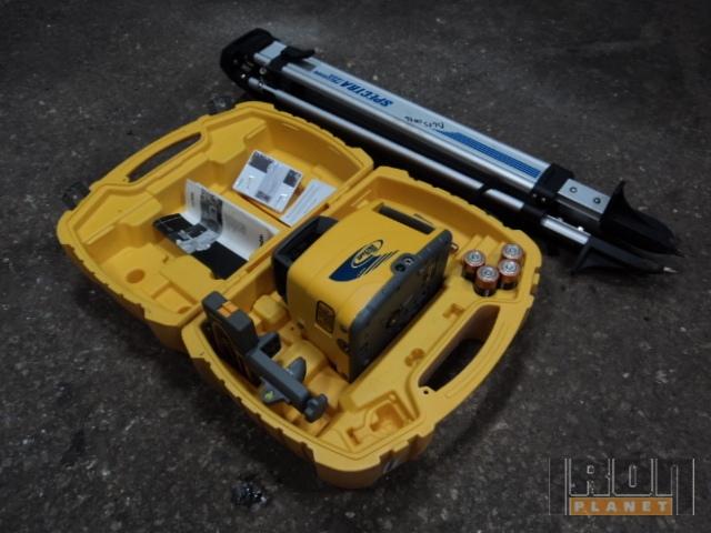 Spectra Precision LL400 Tools transport quote to Bastrop, TX. VeriTread ...