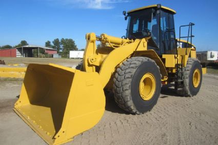 Caterpillar 966G Wheel Loader Specs and Dimensions - VeriTread