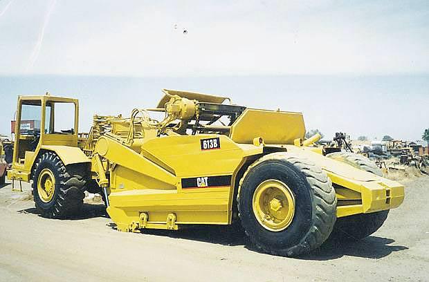 Caterpillar 613B Scraper Specs and Dimensions - VeriTread