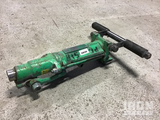 APT M137 Tools transport quote to Woburn, MA. VeriTread Load 878422