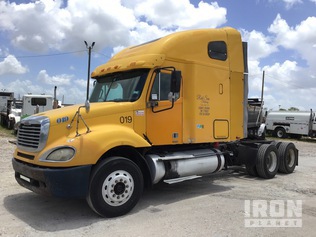 Freightliner Columbia120 Trucks - Conventional Tractor transport quote ...